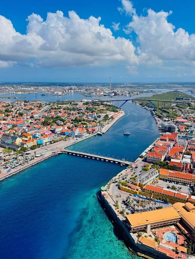 40 Warm Travel Destinations in March for Sunny Adventures
